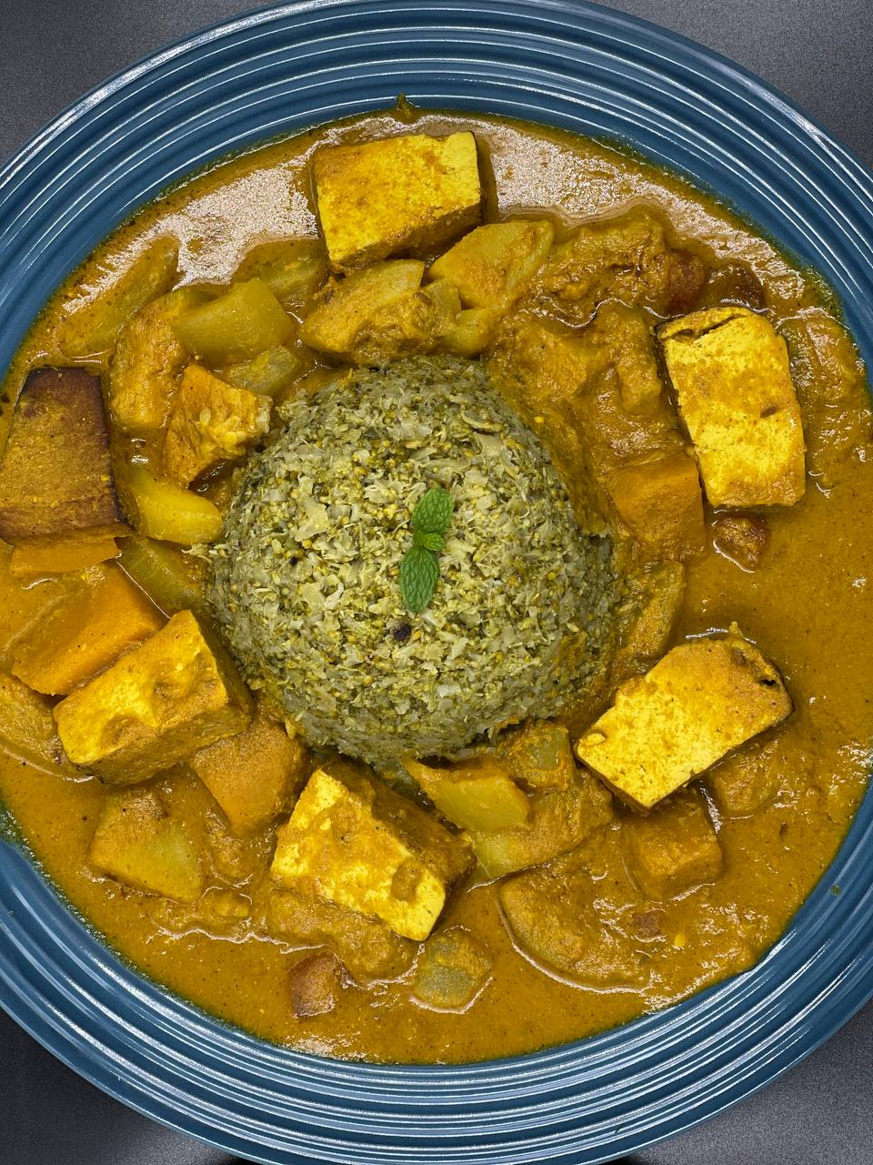 Broccoli Rice With Smoked Tofu And Vegetable Curry - Wellness By Rosh ...